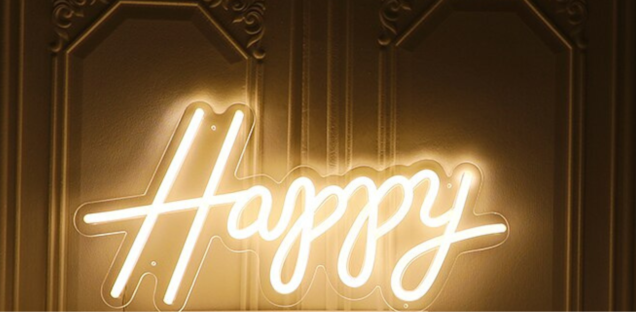 REASONS WHY YOU SHOULD BUY NEON LIGHT SIGNS